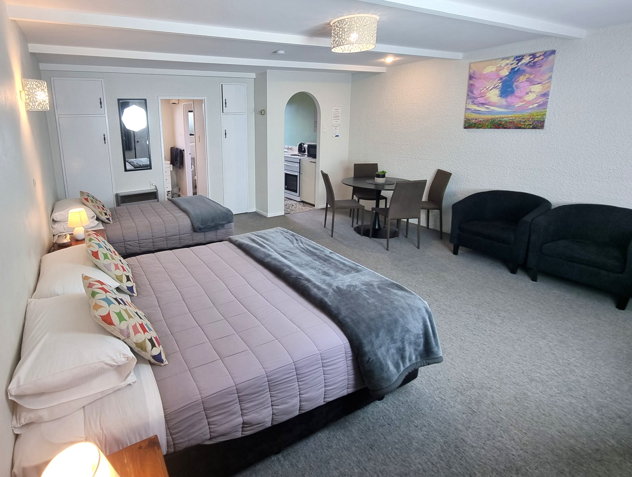 Book Now - Hacienda Motel